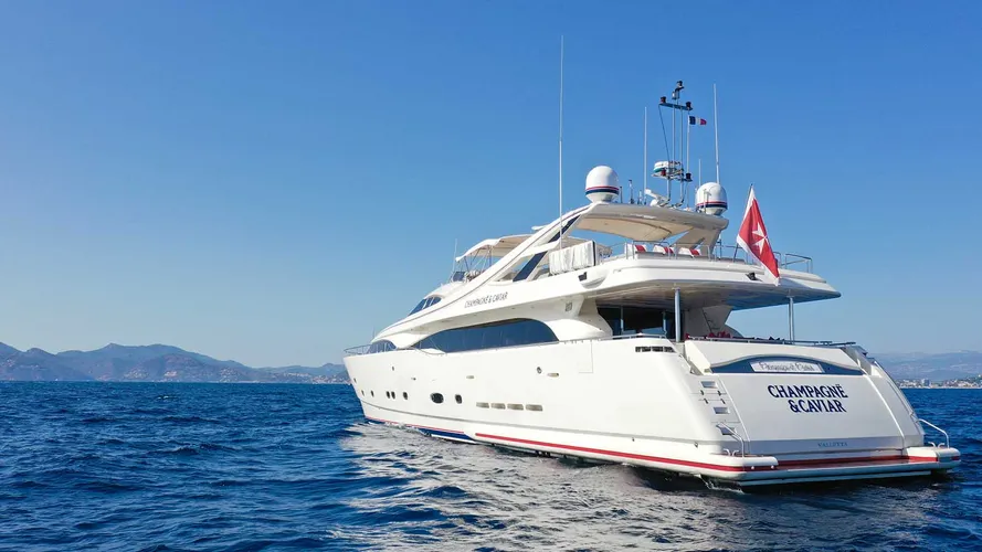 CHAMPAGNE & CAVIAR yacht for charter (Custom Line, 34.13m, 2004)